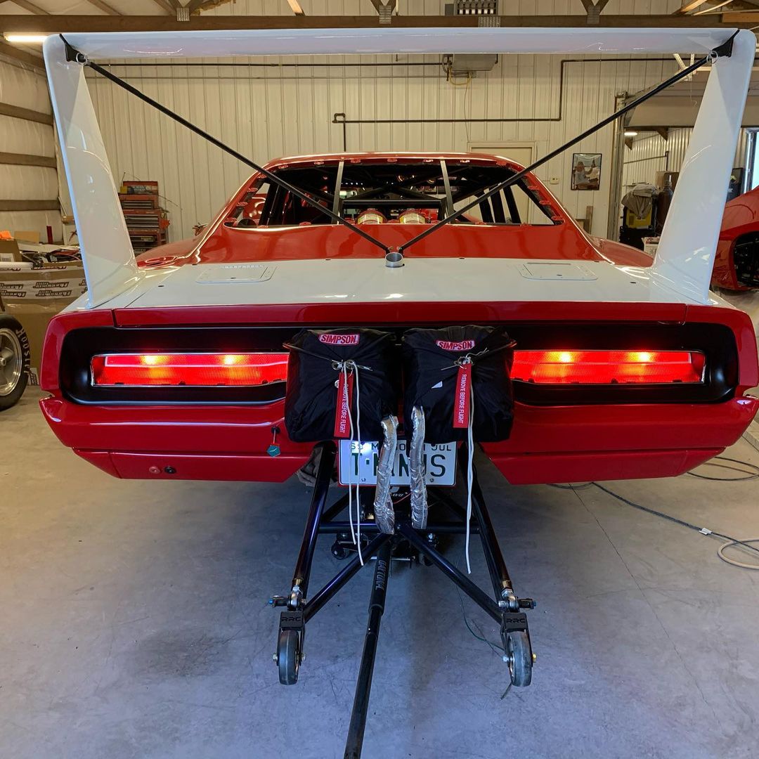 Dodge Charger Daytona Turns Drag Racer with 2,500 HP of Supercharged ...