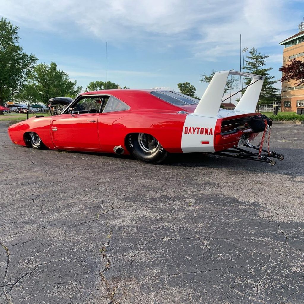 Dodge Charger Daytona Turns Drag Racer with 2,500 HP of Supercharged ...