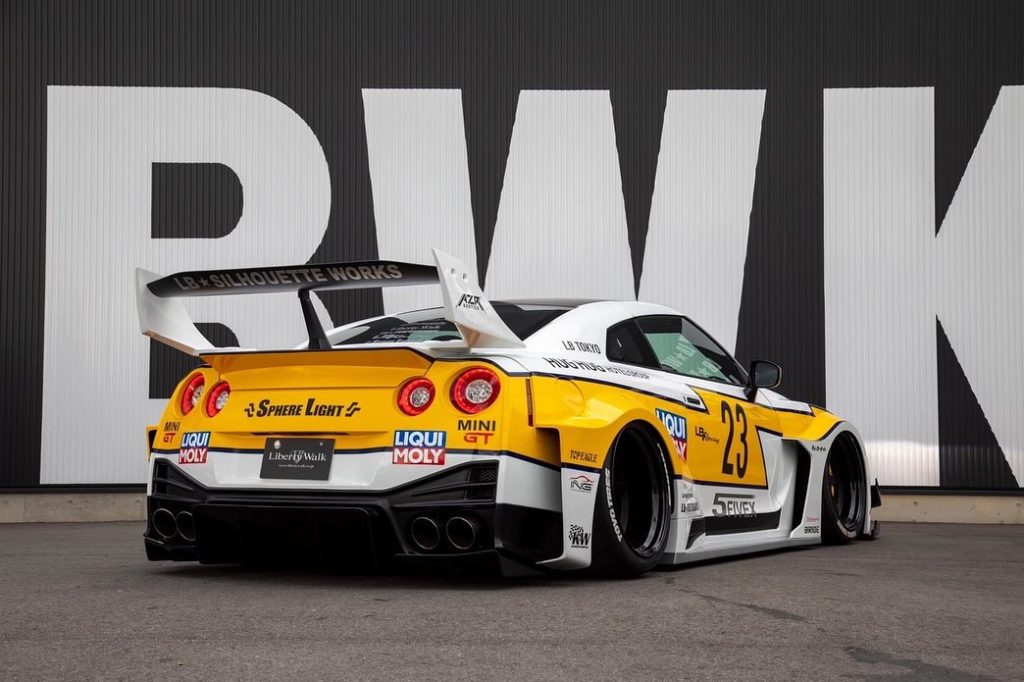 Rotary-Swapped Liberty Walk Nissan GT-R Hides 4-Rotor Behind Raucous ...
