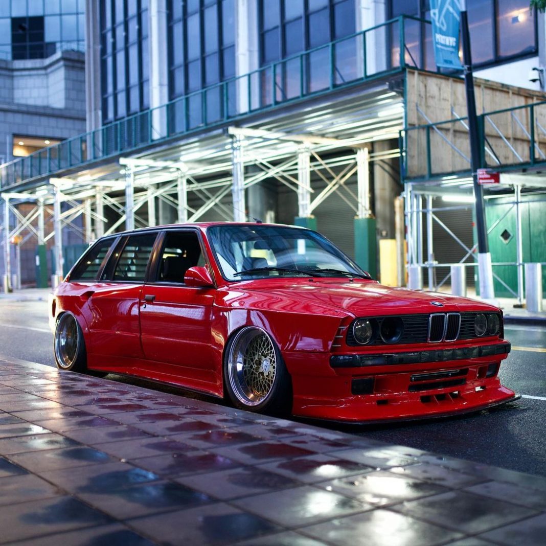 Widebody LTO E30 BMW Sedan Rocks Rotiform Wheels, Yas Marina Blue Paint