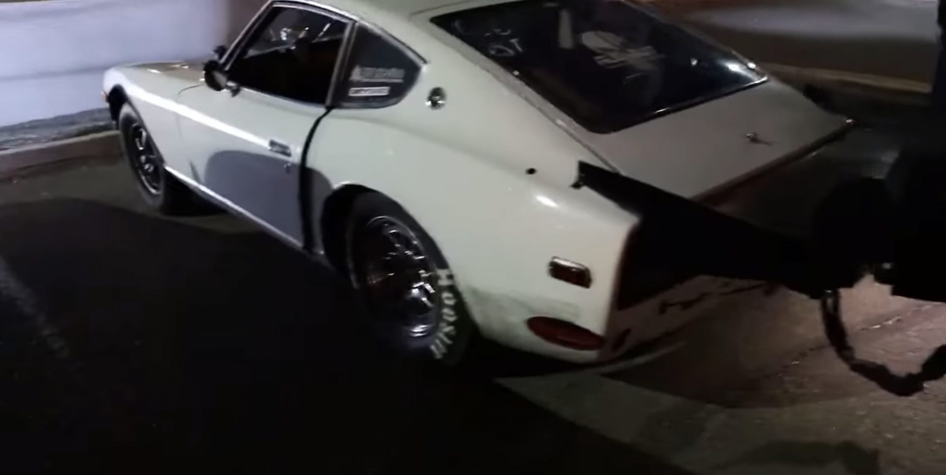 Hellephant-Powered Jeep Trackhawk Drag Races Big Turbo LS 280Z, One ...