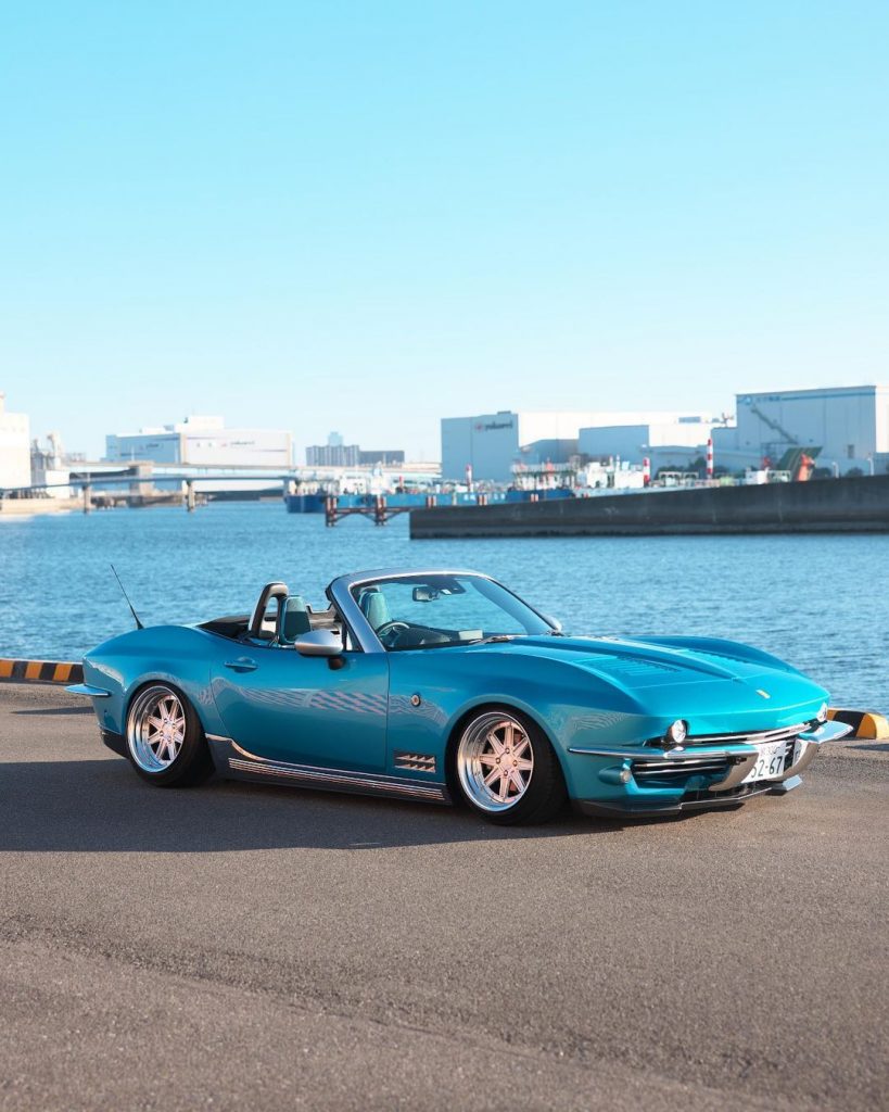 Mazda MX-5 Miata Impersonates a 1966 Corvette in Japan, Has Crazy Camber