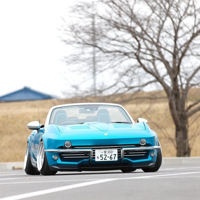 Mazda MX-5 Miata Impersonates a 1966 Corvette in Japan, Has Crazy Camber