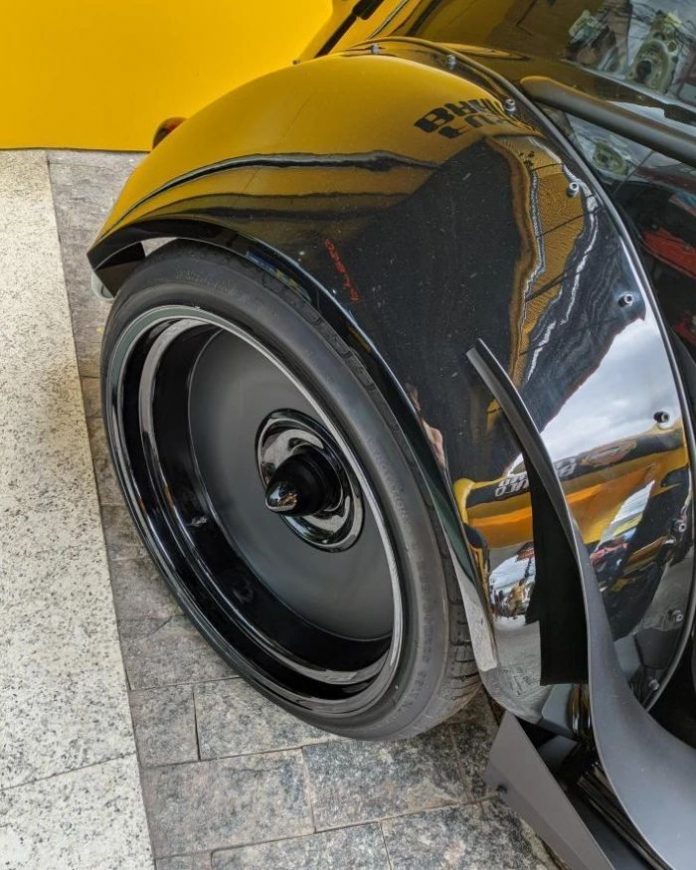 RWB Volkswagen Beetle Widebody Is a Real 911 Bargain Alternative