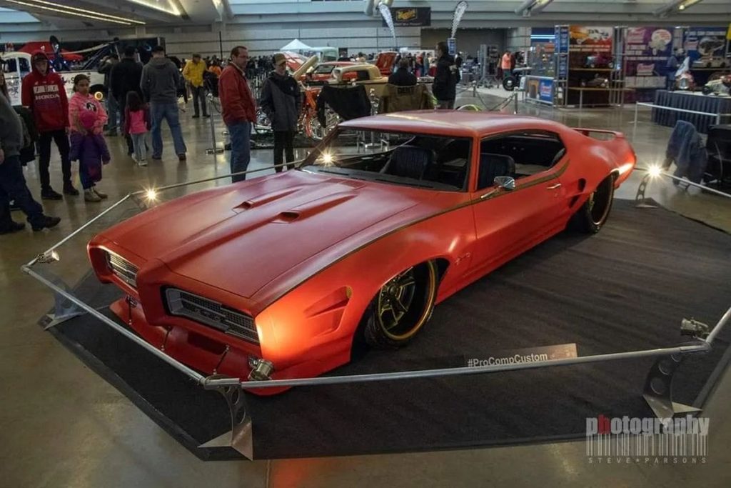 Double-Chopped 1969 Pontiac GTO Is the Wide Track King with a 1,000 HP ...