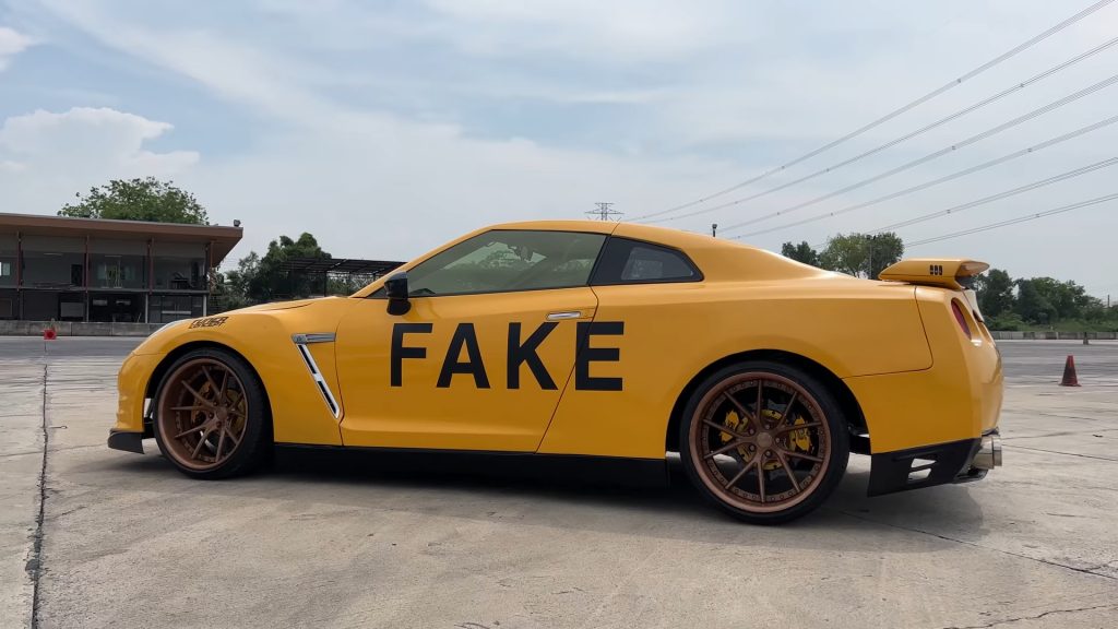 Fake R35 Nissan GT-R in Bangkok Is Apparently Triggering, Has RB26 and RWD