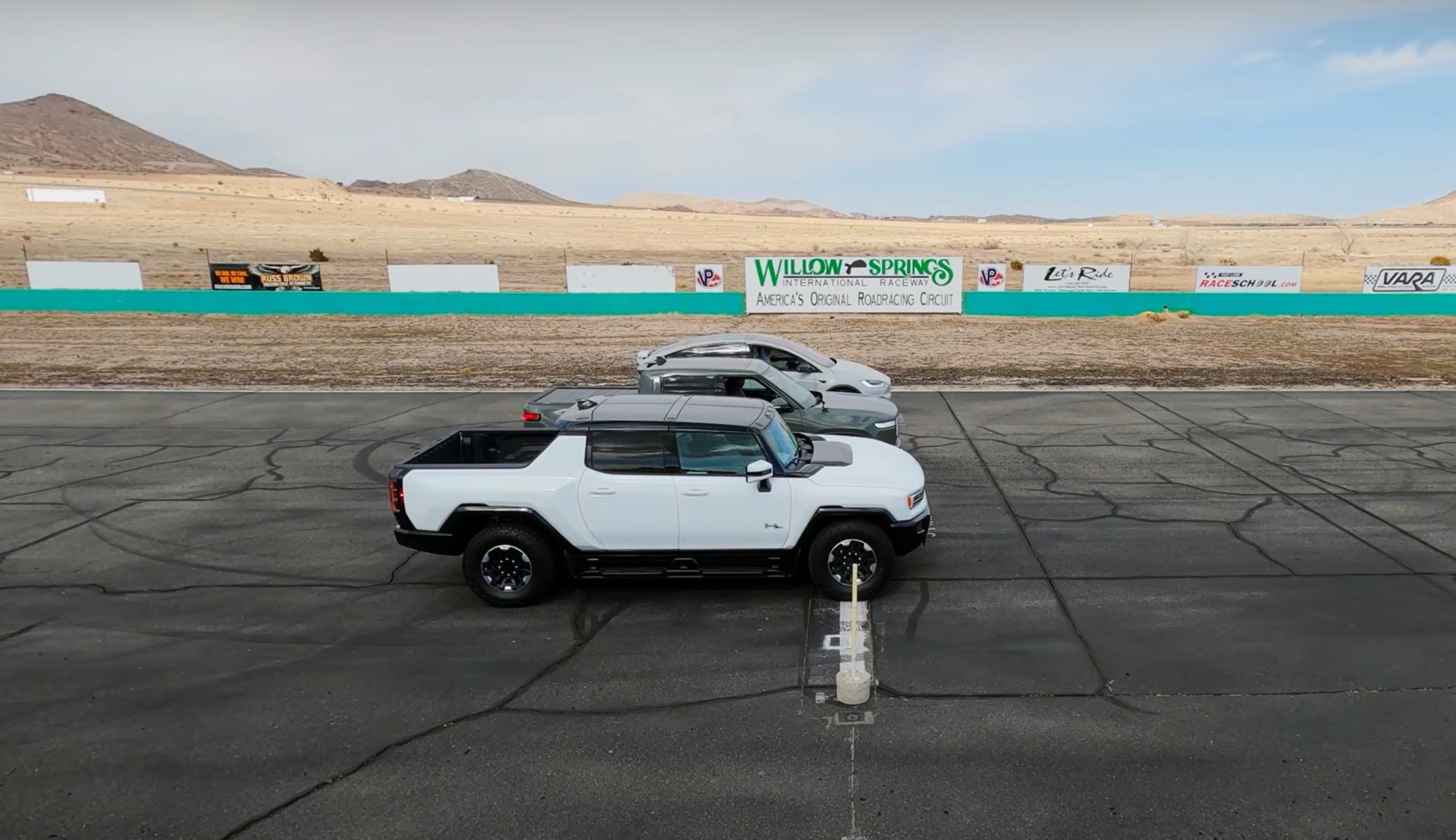 2022 GMC Hummer EV Drag Races Rivian R1T and It's Not Even Close