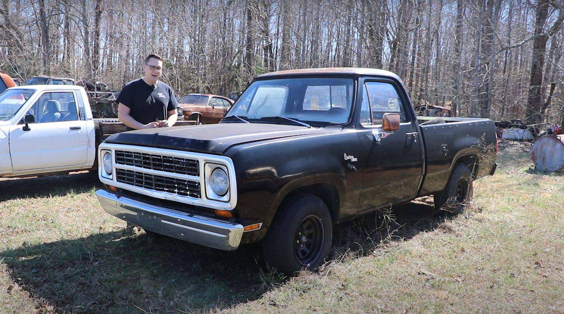 Abandoned 1980 Big Block Dodge Truck Sat for 14 Years, Gets Cool Budget ...