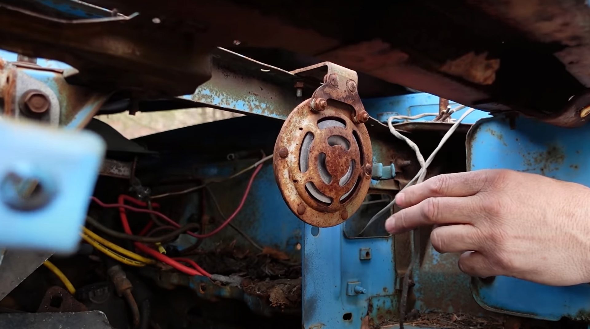 Plymouth Road Runner's "Beep Beep" Horn Explained with Surviving 1973 ...