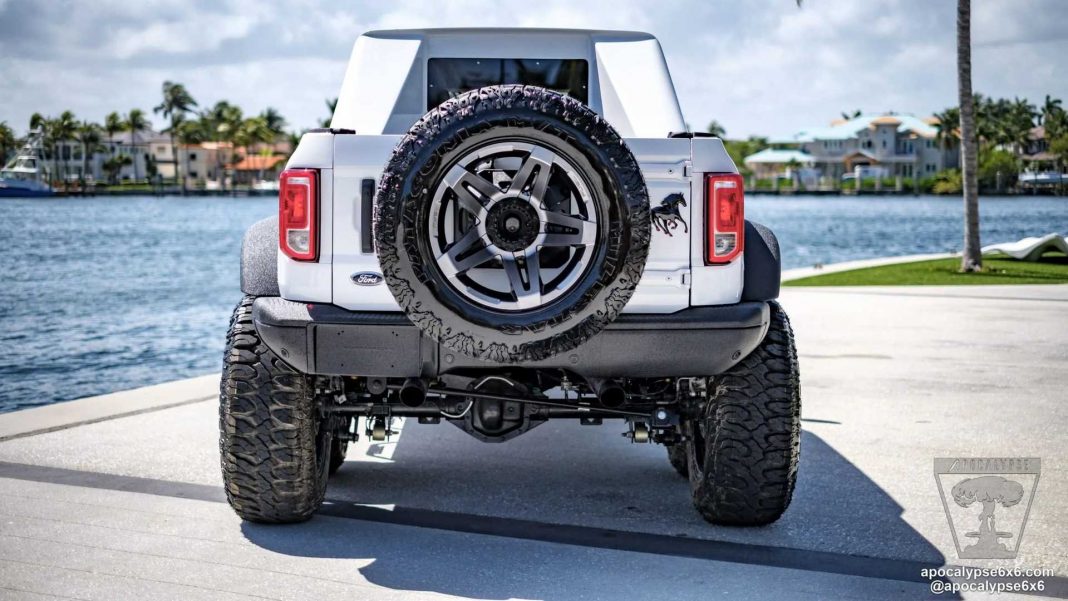 Ford Bronco 6x6 Pickup Is a Real Monster Called Apocalypse Dark Horse