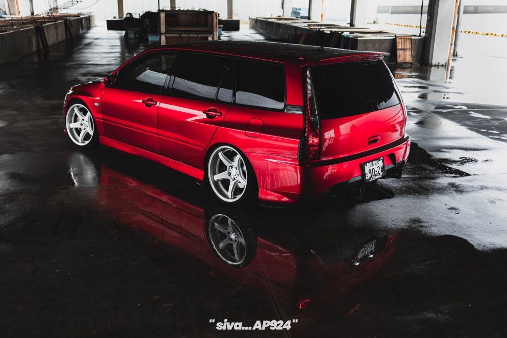 Rare Mitsubishi Evo IX Wagon: Tastefully Modded Japanese Widebody Hauler