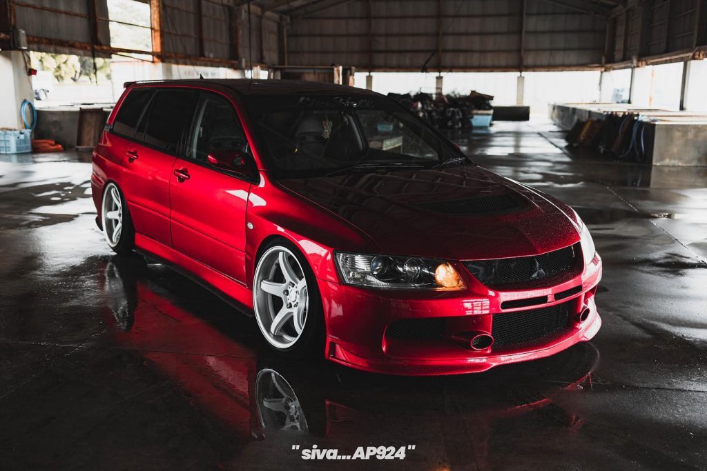 Rare Mitsubishi Evo IX Wagon: Tastefully Modded Japanese Widebody Hauler