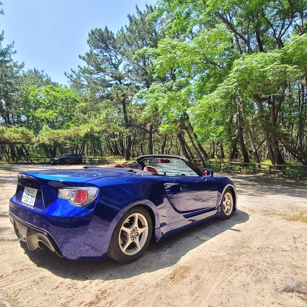 Toyota MR86 Is a Real MR2 Roadster With an 86 Body Kit