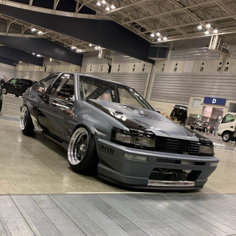 GR Yaris-Powered Toyota AE86 with Nissan GT-R Brakes Is a JDM ...