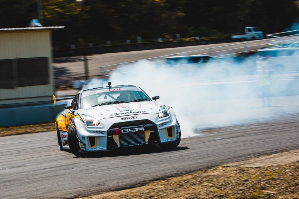 World's First Four-Rotor R35 GT-R Sounds Wild in Rotary Drifting ...