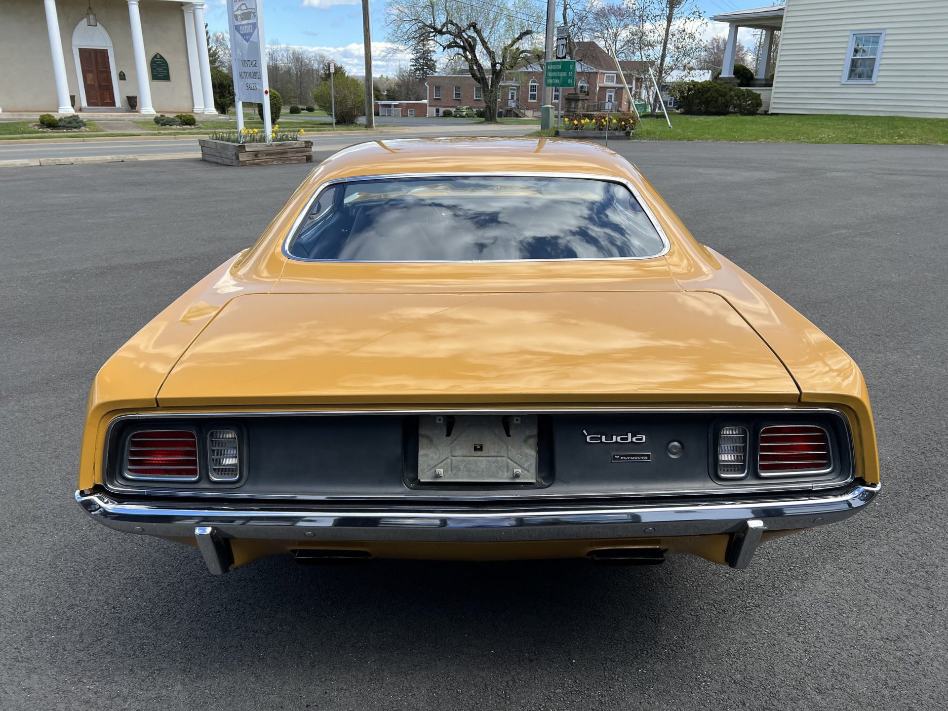 Unrestored 1971 Plymouth Cuda Is a Banana Yellow Survivor with a Sweet ...