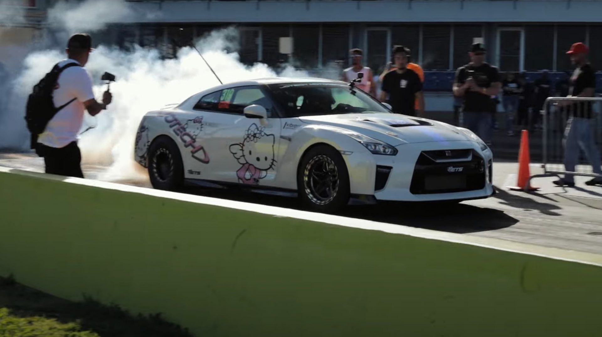 7s Nissan GT-R "Hello Kitty" Drag Races Built Dodge Demon, Almost Nails It