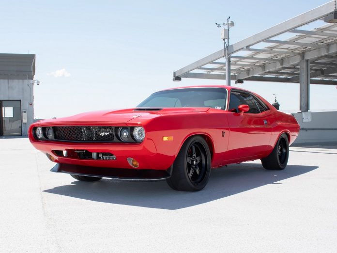 1974 Dodge Challenger Restomod Adds Modern Hellcat-Like Front End and ...