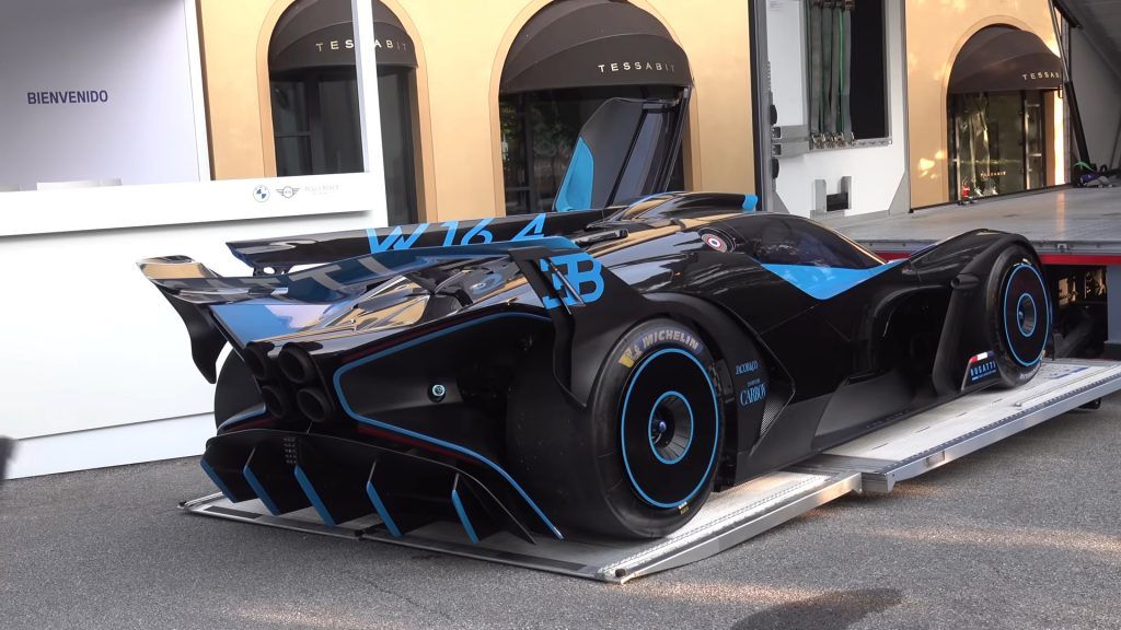 $5 Million Bugatti Bolide Hypercar Fires Up 1,850 HP W16 Engine at Lake ...