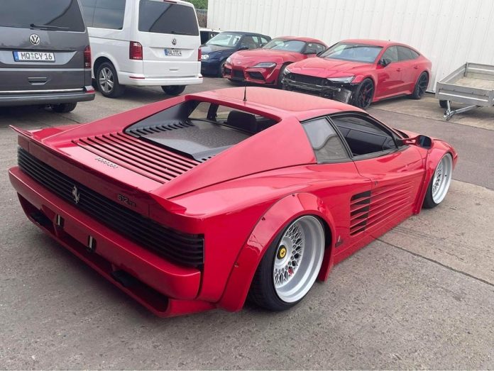 Slammed Liberty Walk Ferrari Testarossa 512TR Is Widebody Nostalgia