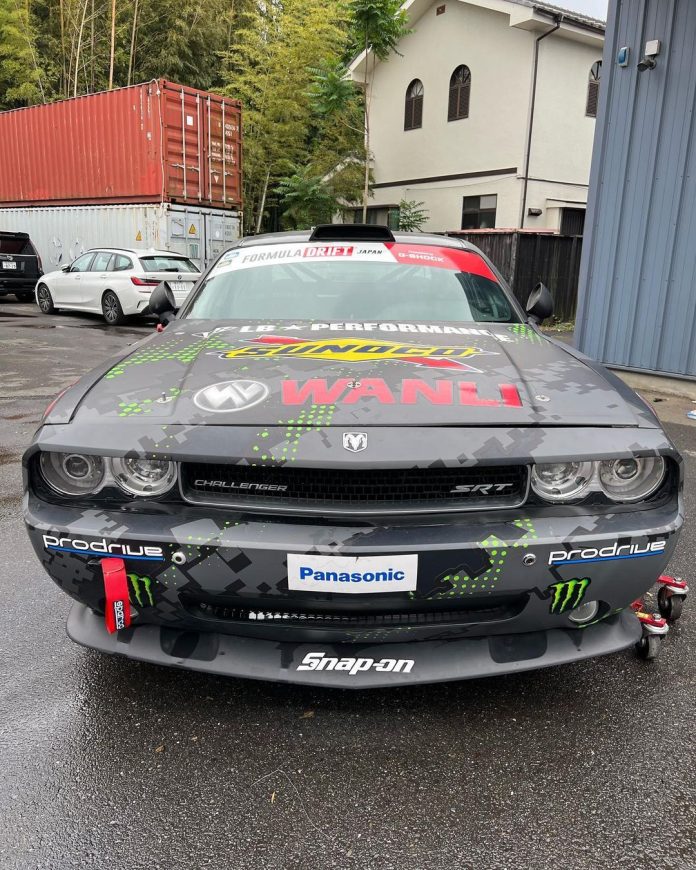 2JZ-Powered Dodge Challenger Is Drifting Legend Daito Saito's Latest ...