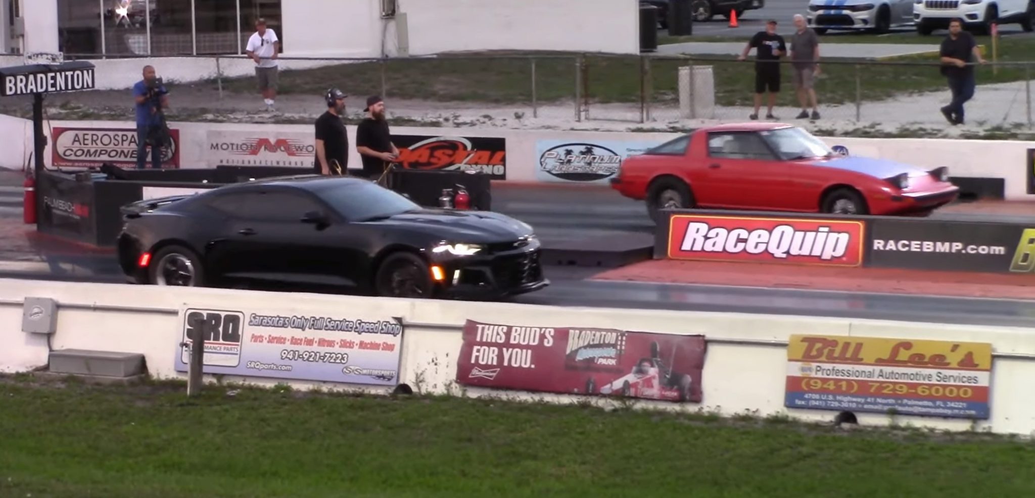 Mazda RX-7 Sleeper Drag Races Hellcat and Camaro ZL1, Rotary Power Prevails