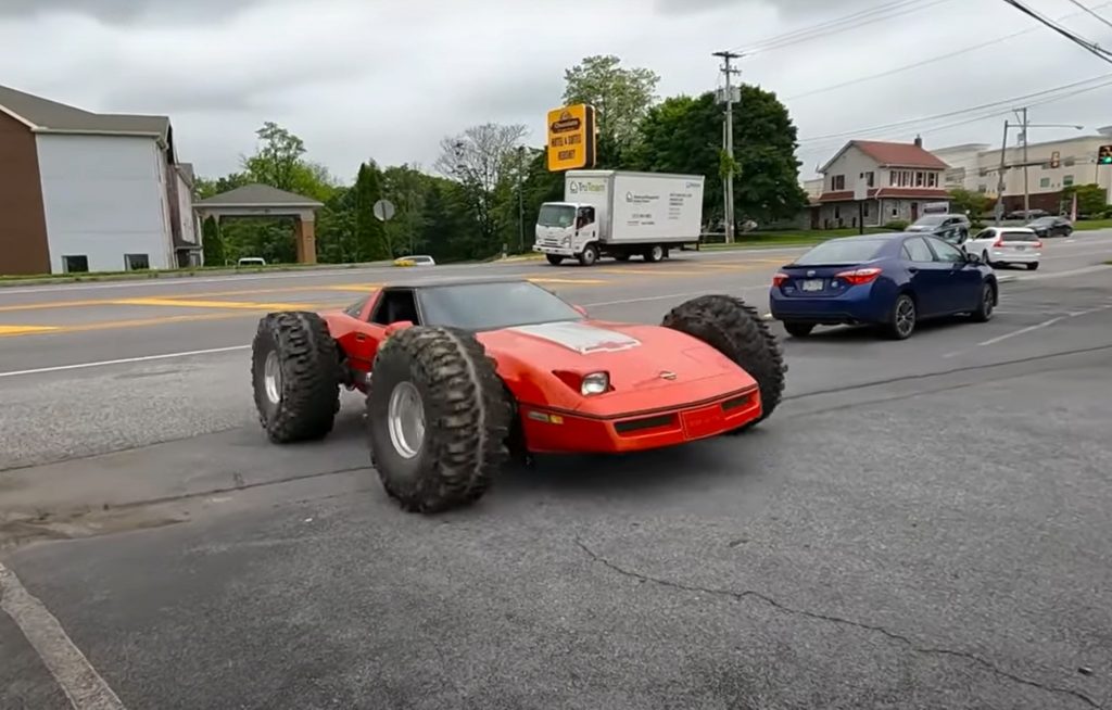 C4 Corvette on 44-inch Bogger Tires Is Almost Perfect Redneck Engineering