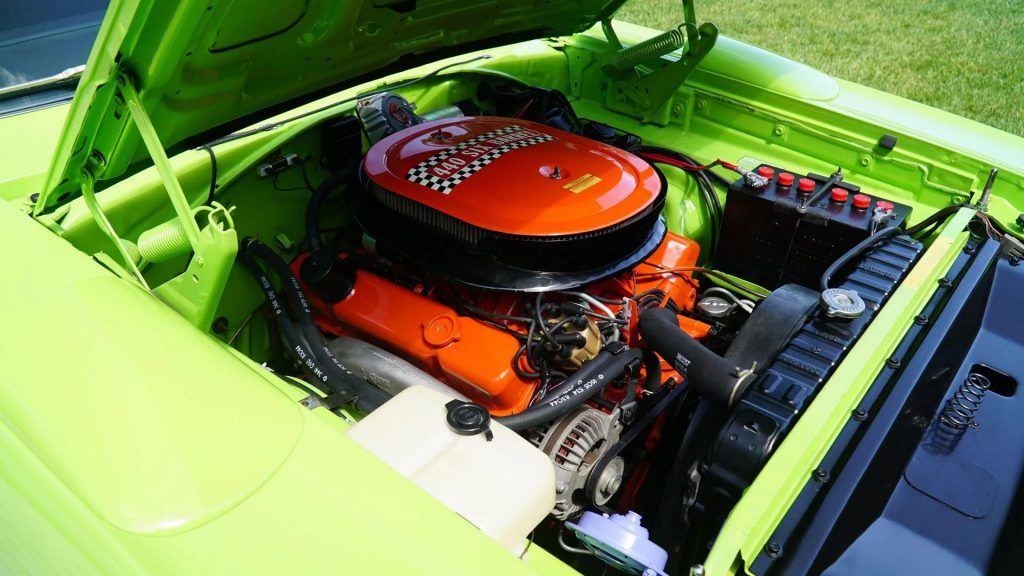 1970 Plymouth Superbird With Numbers-Matching 440 Six Barrel Is a Green ...