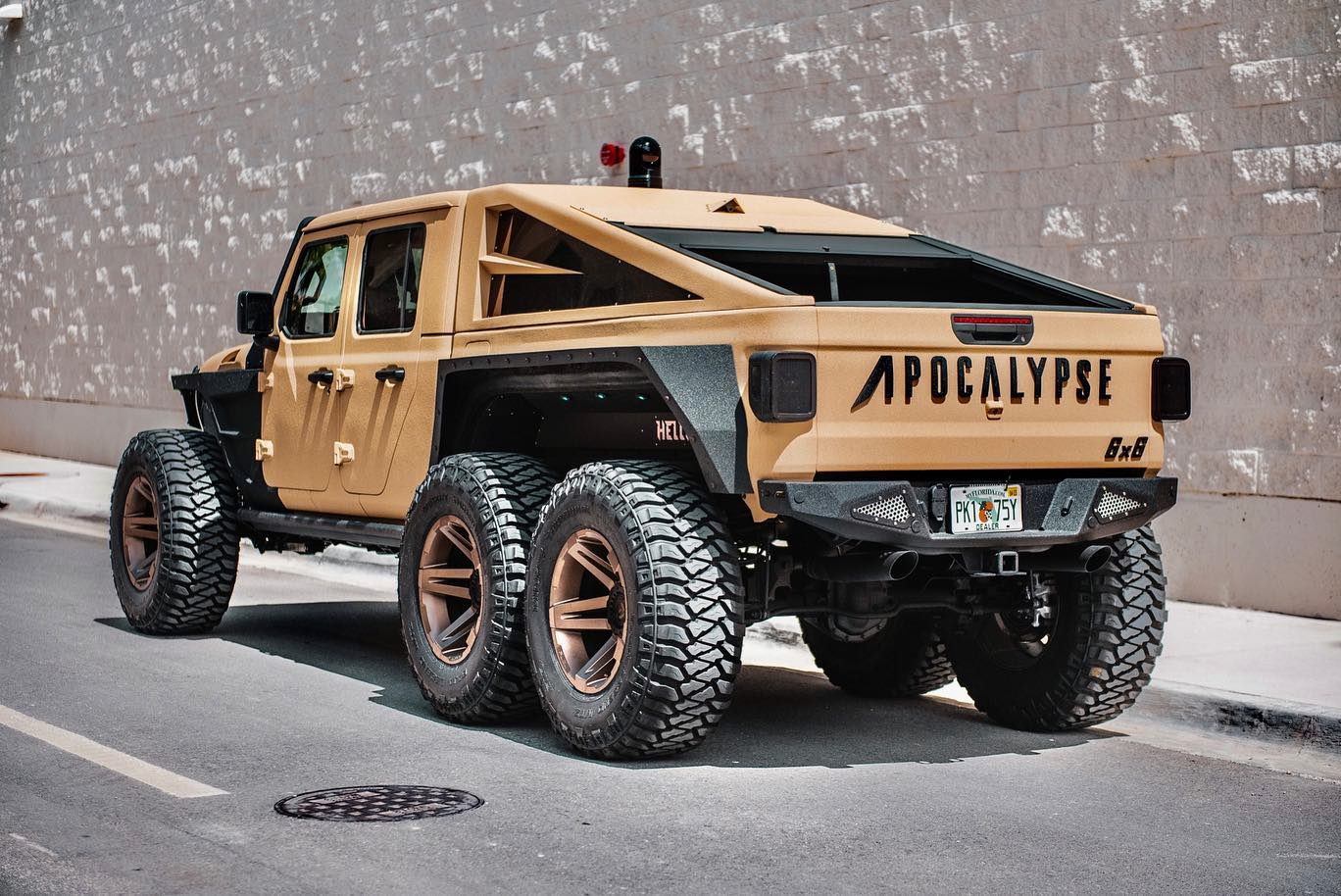 Jeep Gladiator 6x6 "Apocalypse HellFire" Has Oculus Tron Bumper and ...