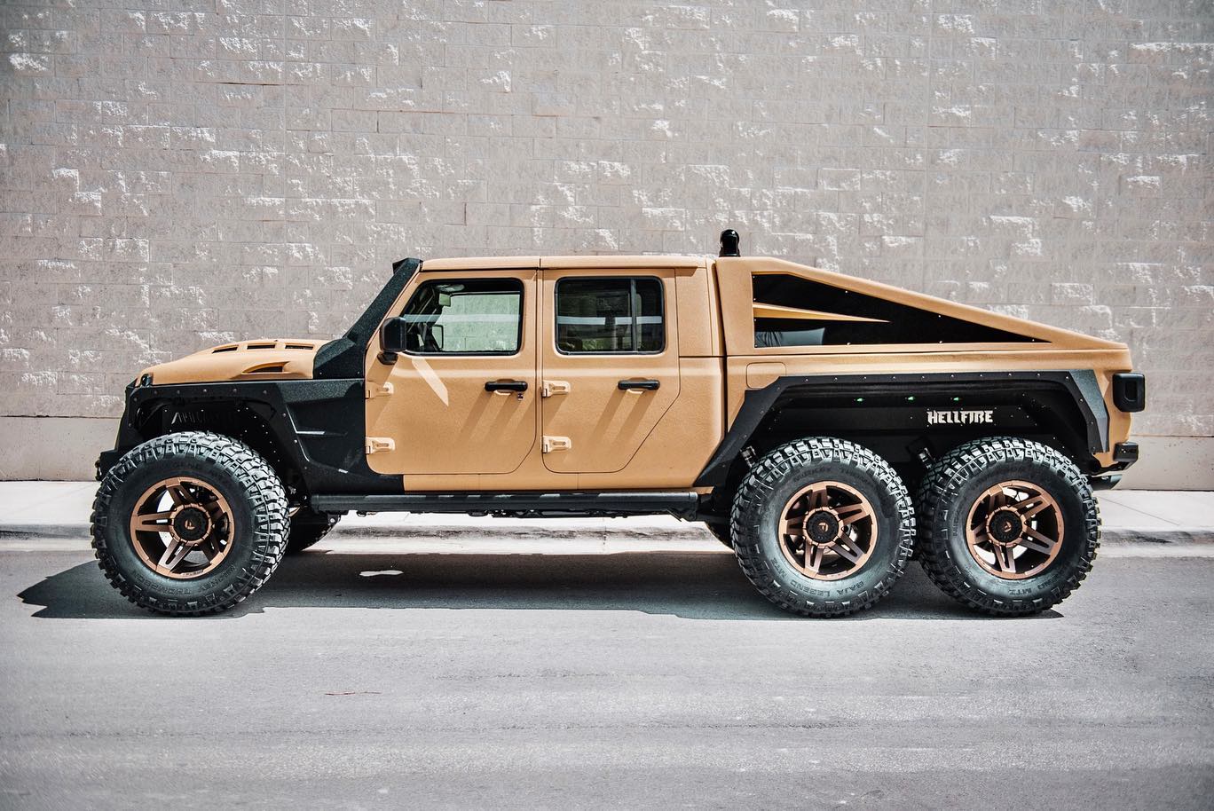 Jeep Gladiator 6x6 "Apocalypse HellFire" Has Oculus Tron Bumper and ...