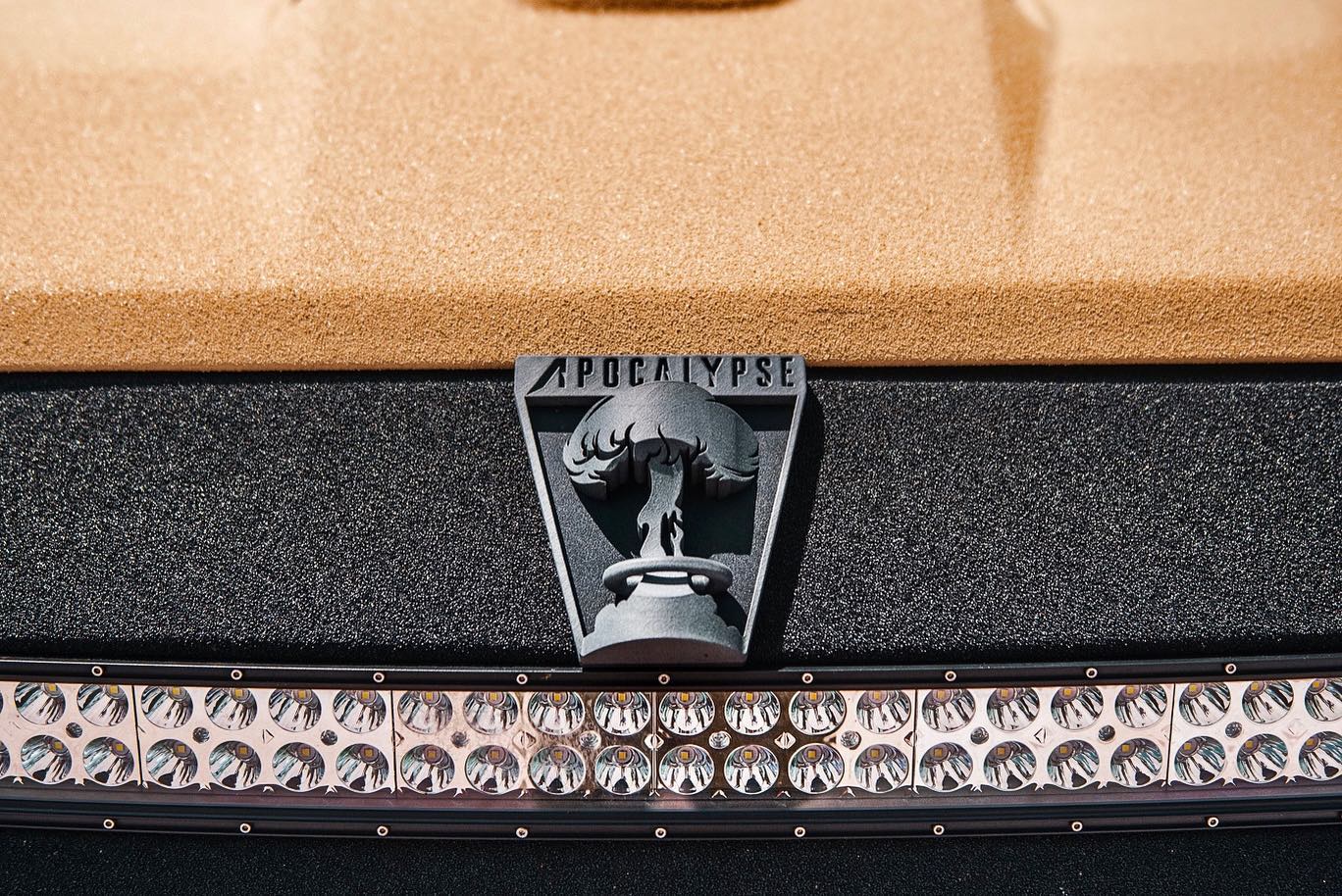 Jeep Gladiator 6x6 "Apocalypse HellFire" Has Oculus Tron Bumper and ...