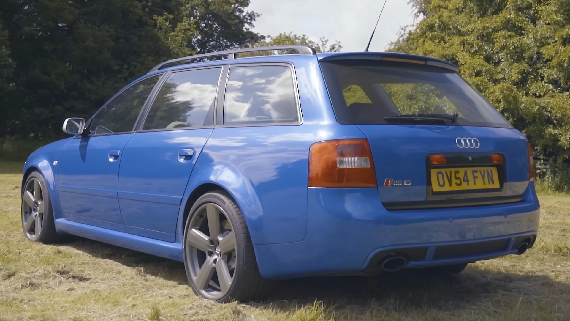 2004 Audi RS6 C5 With Twin-Turbo 4.2L V8 Is a Future Collectable Wagon ...