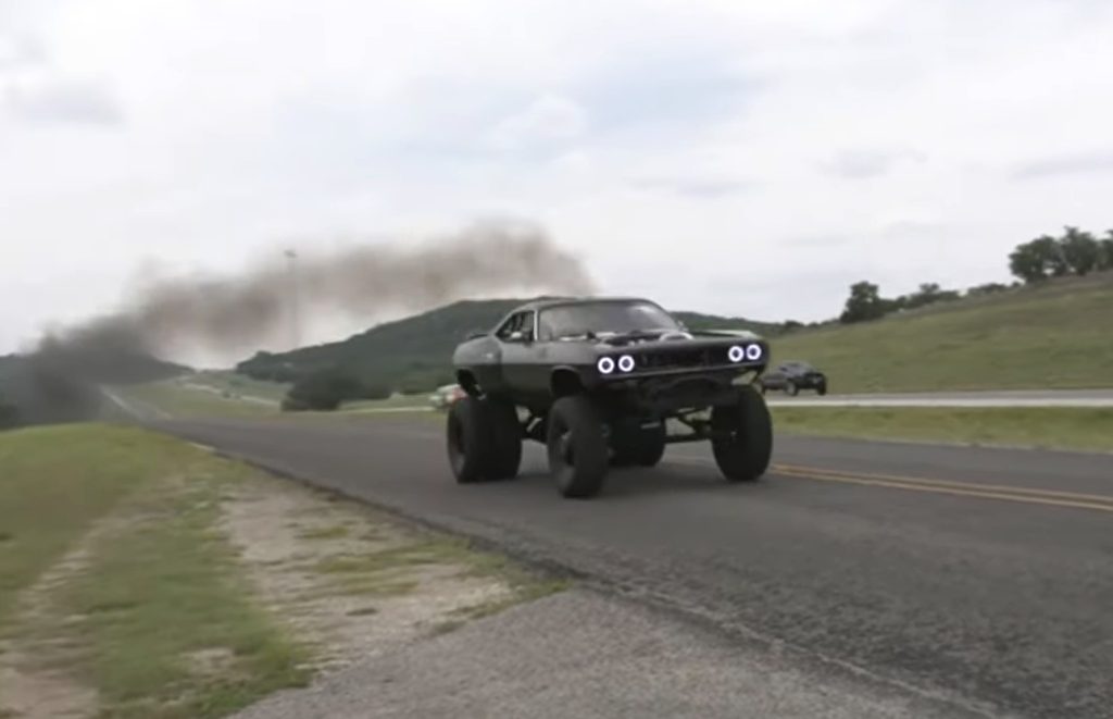 Cummins Cuda 4x4 With Dually Diesel Muscle Keeps Things in the Mopar Family