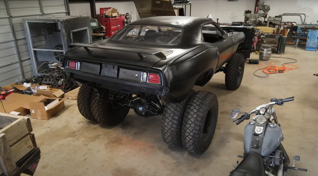 Cummins Cuda 4x4 With Dually Diesel Muscle Keeps Things in the Mopar Family