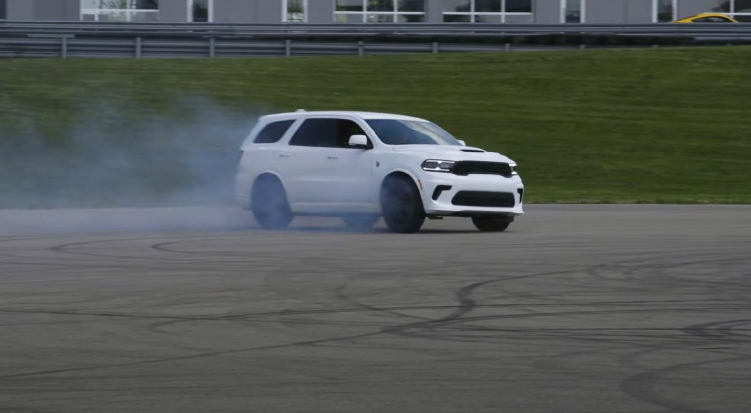 Dodge Built a Durango Hellcat Redeye and This Guy Is Turning It Into a ...