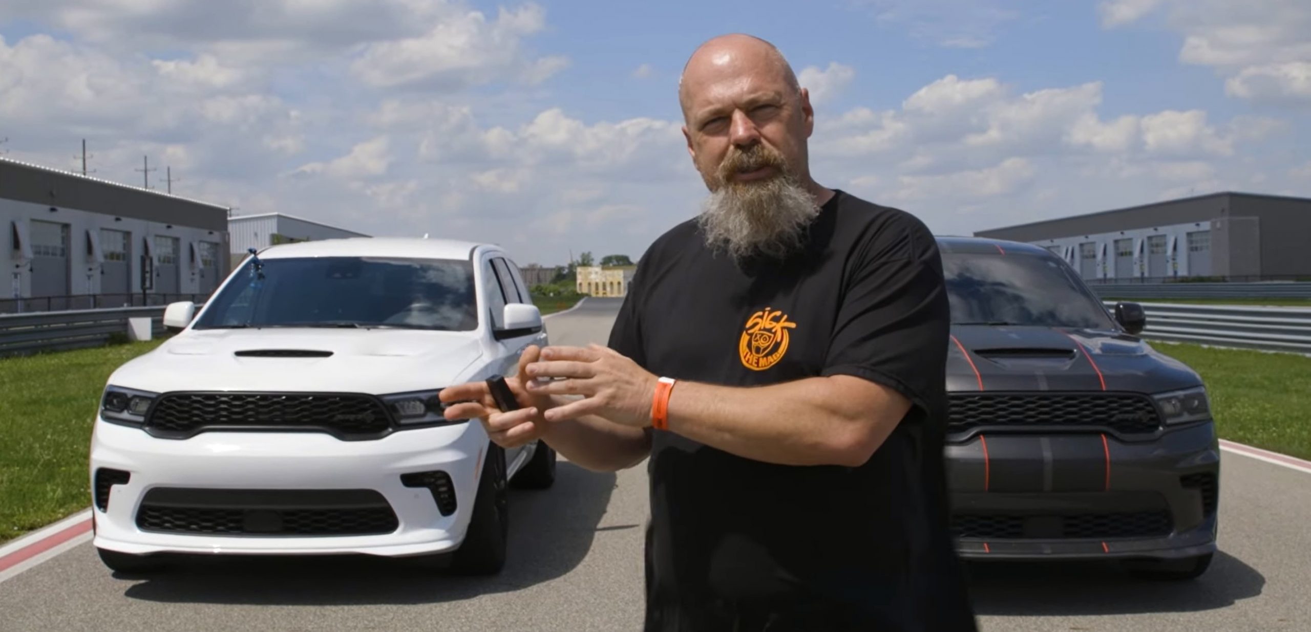 Dodge Built a Durango Hellcat Redeye and This Guy Is Turning It Into a ...