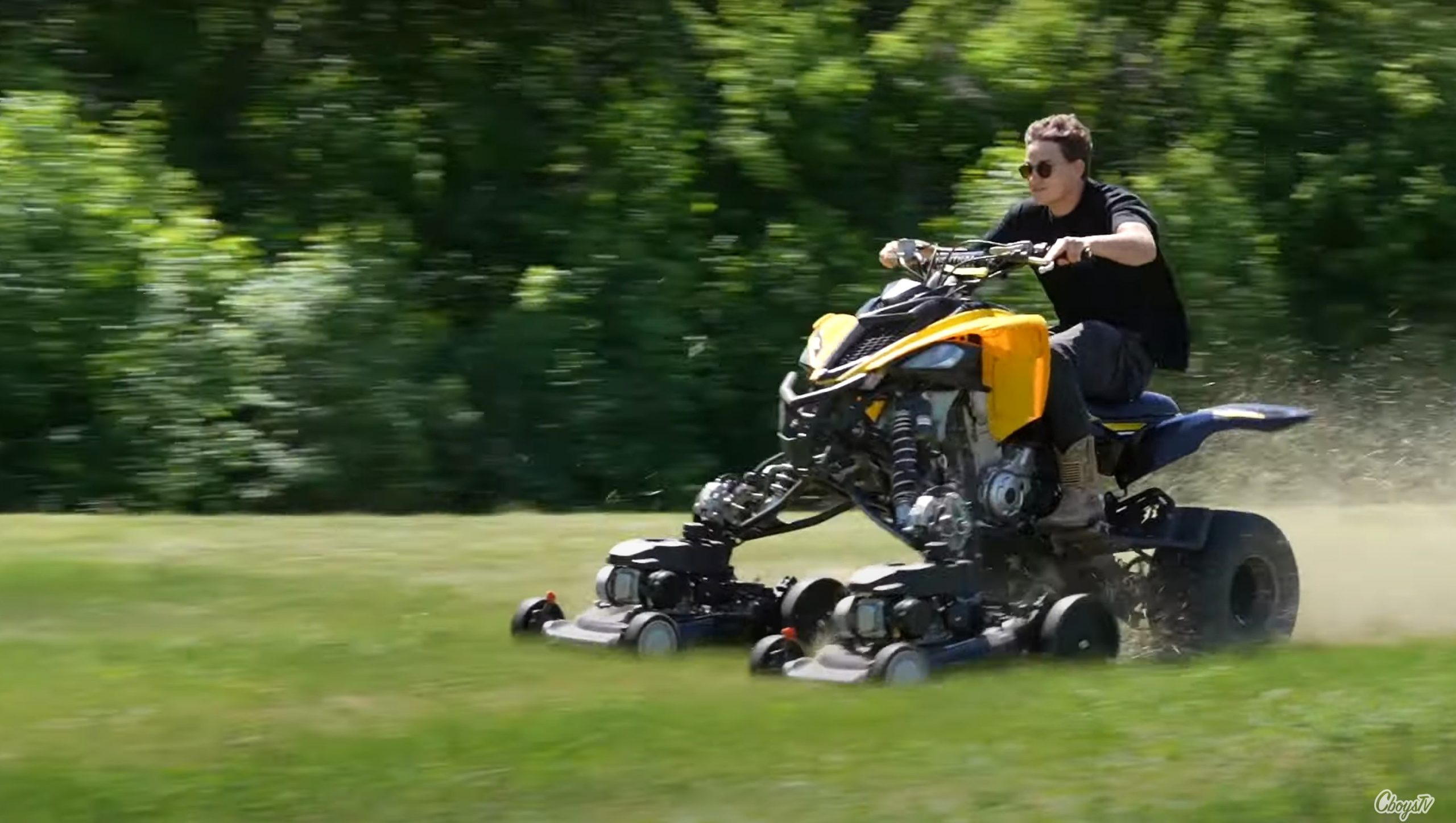 The Lawn Mower Quad Is YouTube's Latest Invention, Dirt Ramp Jumping ...