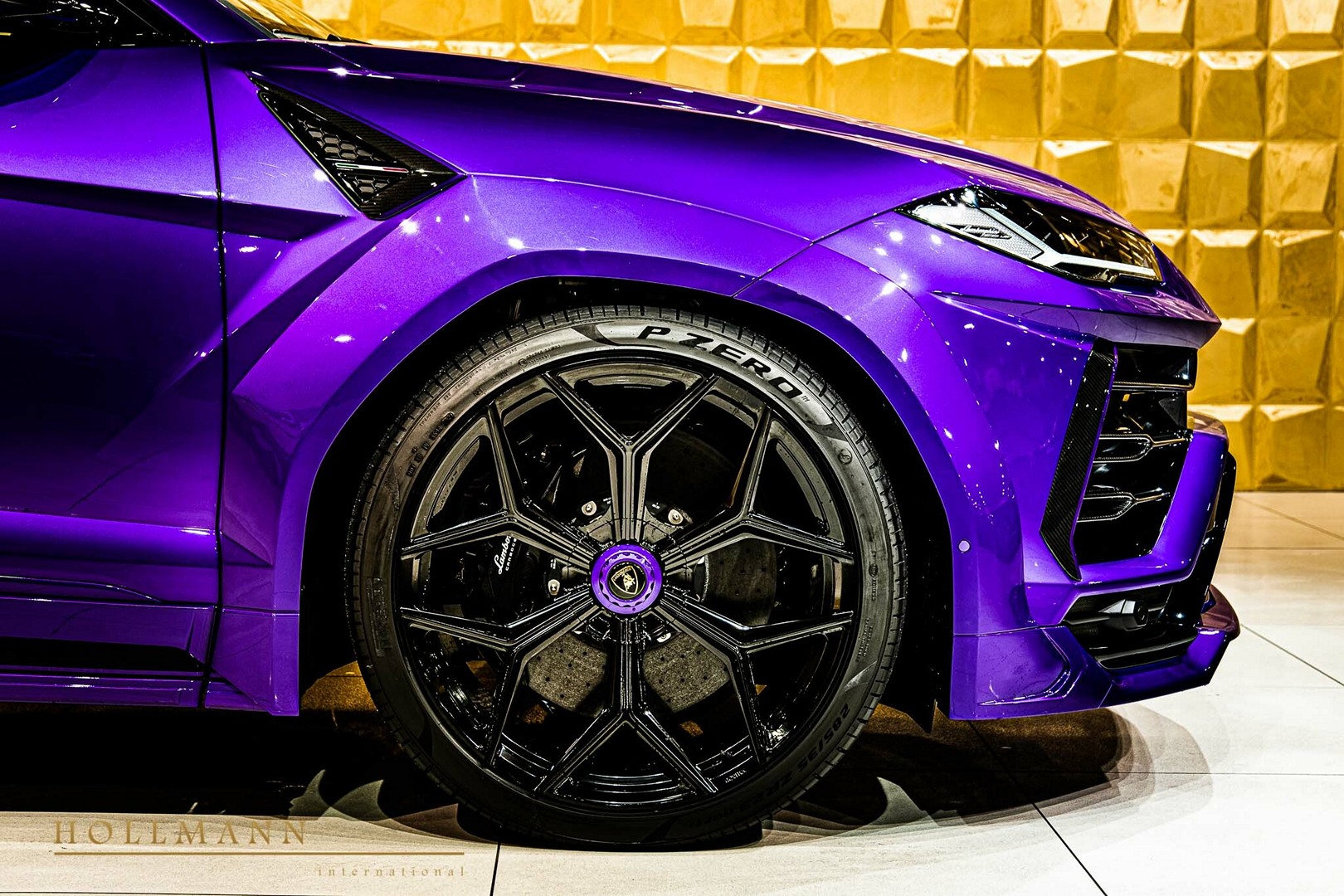 Lamborghini Urus With Novitec Widebody Is a Carbon Super-SUV in Viola ...