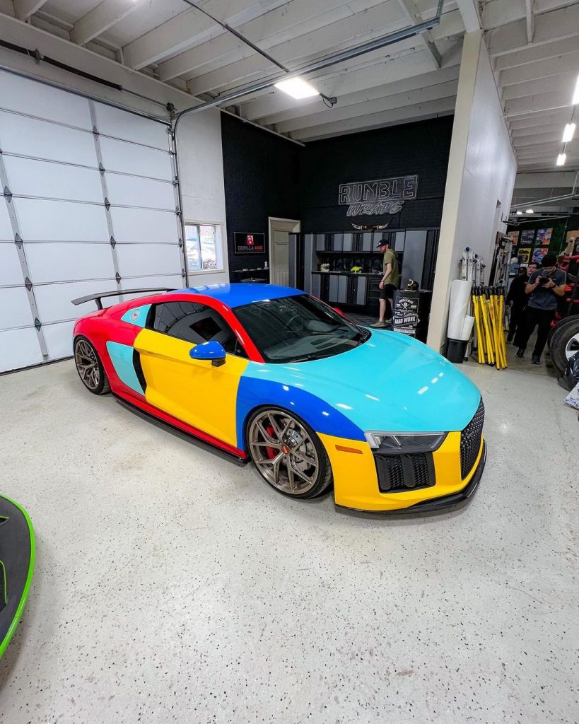 VW Harlequin Audi R8 Somehow Looks Natural, Sits Low on Volk Wheels