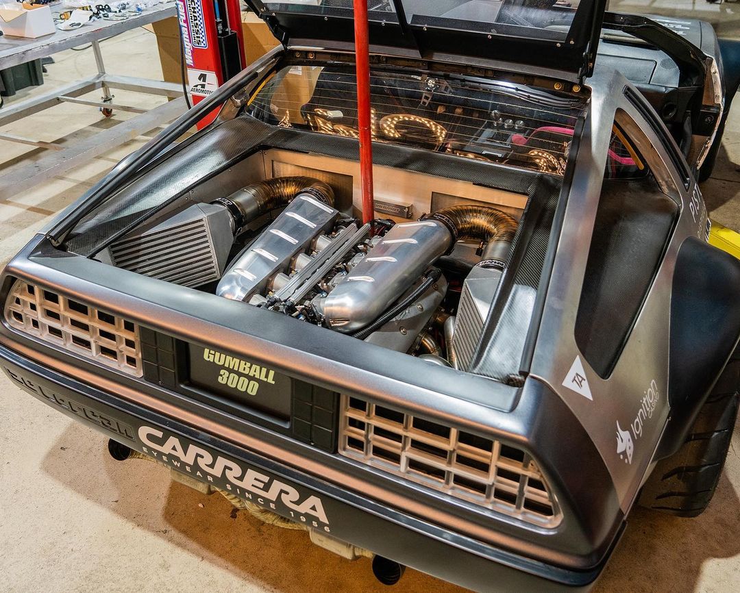 Widebody DeLorean DMC12 Fires Up Its Twin-Turbo LS, Should Hit 88 MPH Easy