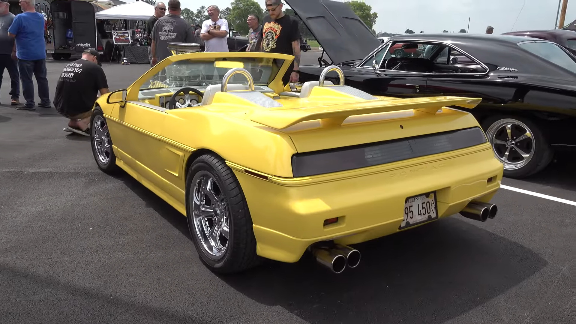 Custom 1986 Pontiac Fiero Convertible Has 427 Chevy Big-Block in the Front