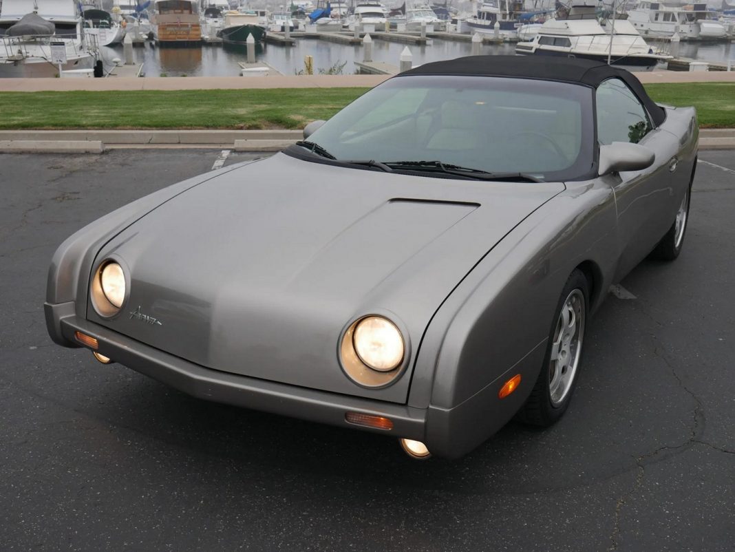 2002 Studebaker Avanti Convertible Is Secretly an LS1-Powered Pontiac ...
