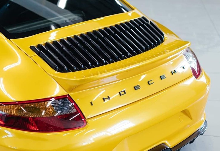 Porsche 997 "The Indecent" Widebody Has GT3 Looks, Is Slammed on Rotiforms