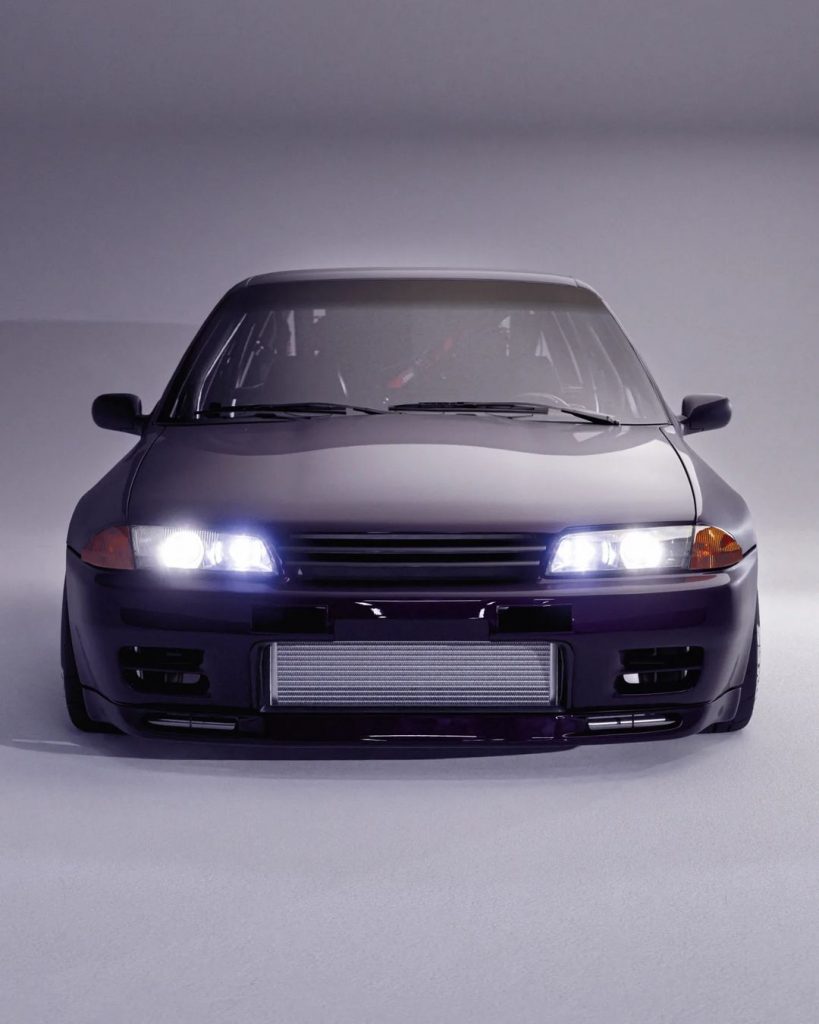 R32 Nissan GT-R Wagon Is a Low-Riding Widebody VW Passat Rendering