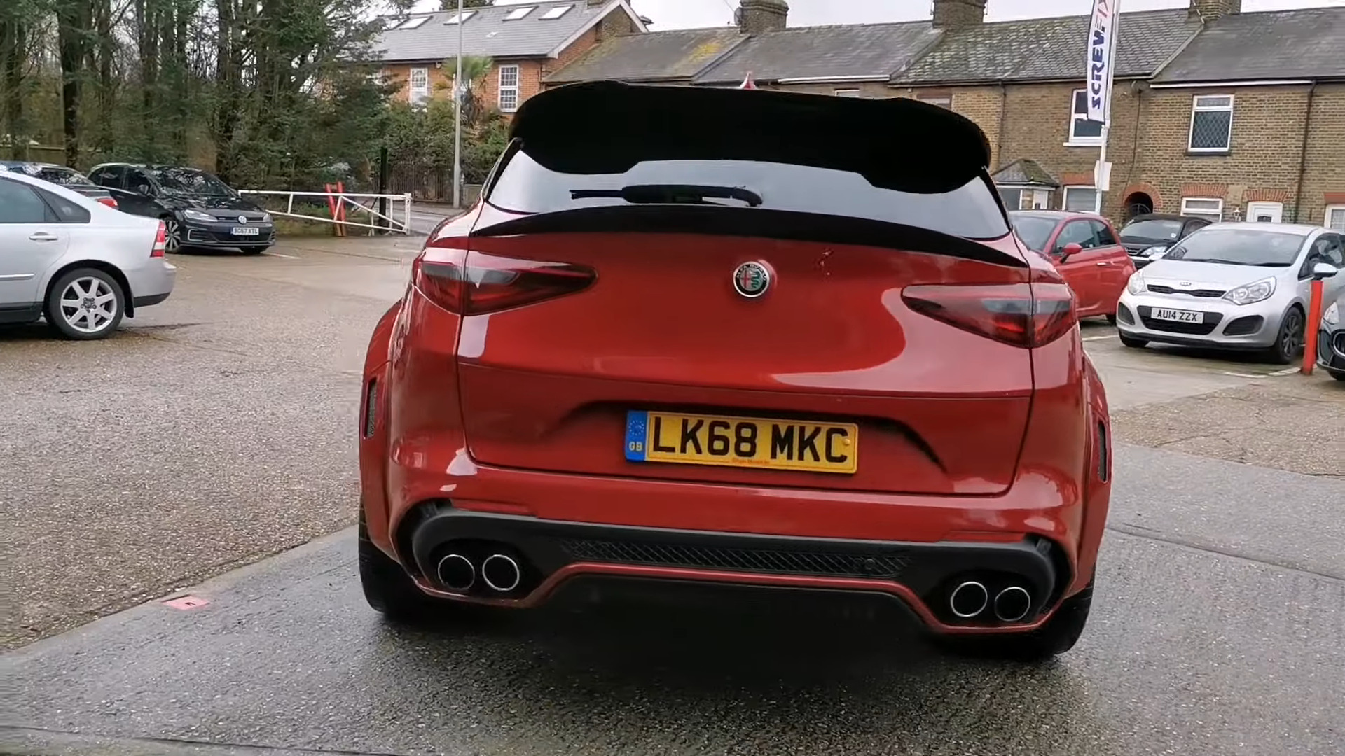 Alfa Romeo Stelvio Gets the SD Carbon Widebody Kit a 500 HP SUV Deserves