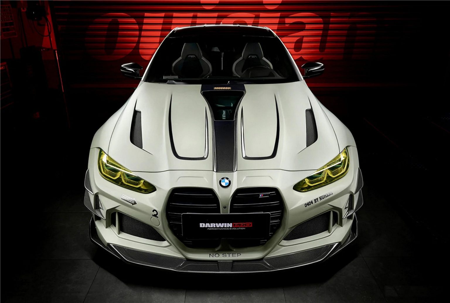 2022 BMW M4 Gets First Widebody Kit from DarwinPRO, Turns into Carbon Shark