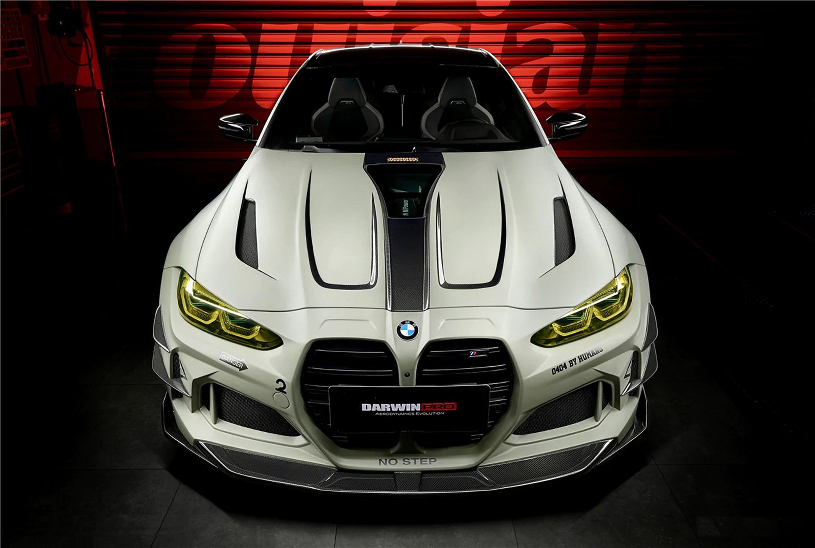 2022 BMW M4 Gets First Widebody Kit from DarwinPRO, Turns into Carbon Shark