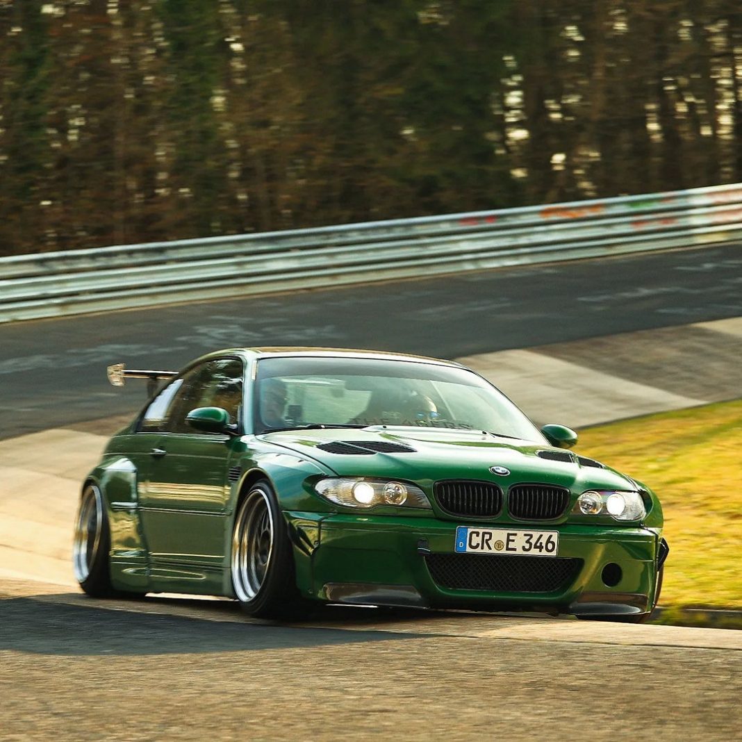 E46 BMW 330Ci With Pandem Widebody Is a Nurburgring Racer With M3 CSL Look