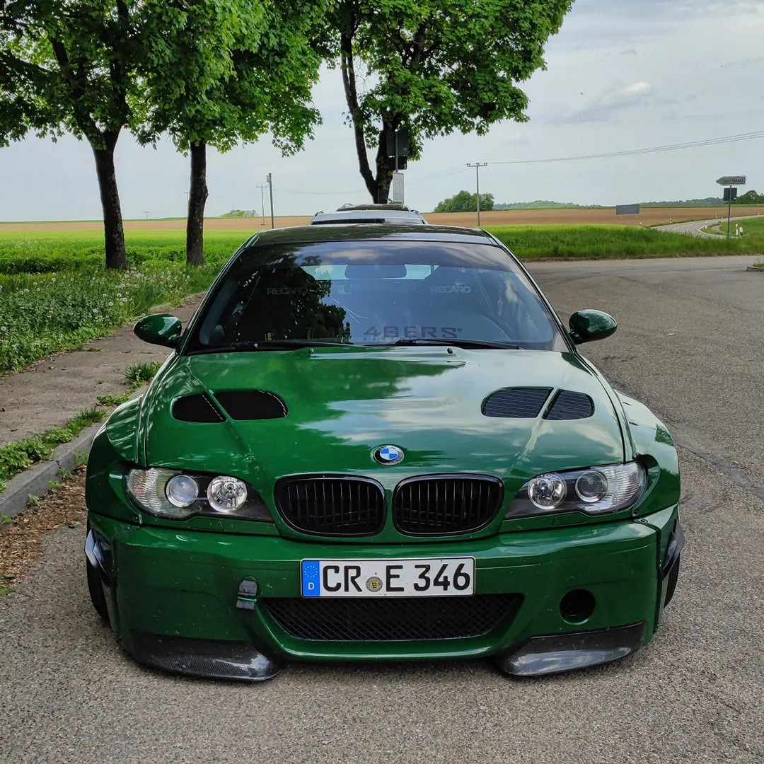 E46 BMW 330Ci With Pandem Widebody Is a Nurburgring Racer With M3 CSL Look