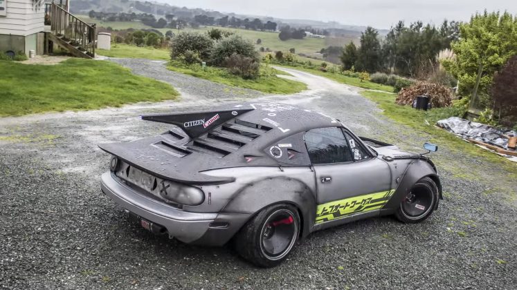 Most Extreme Widebody MX-5? Tofu's Cyberpunk NA Miata Is a Fastback With Carbon Fin